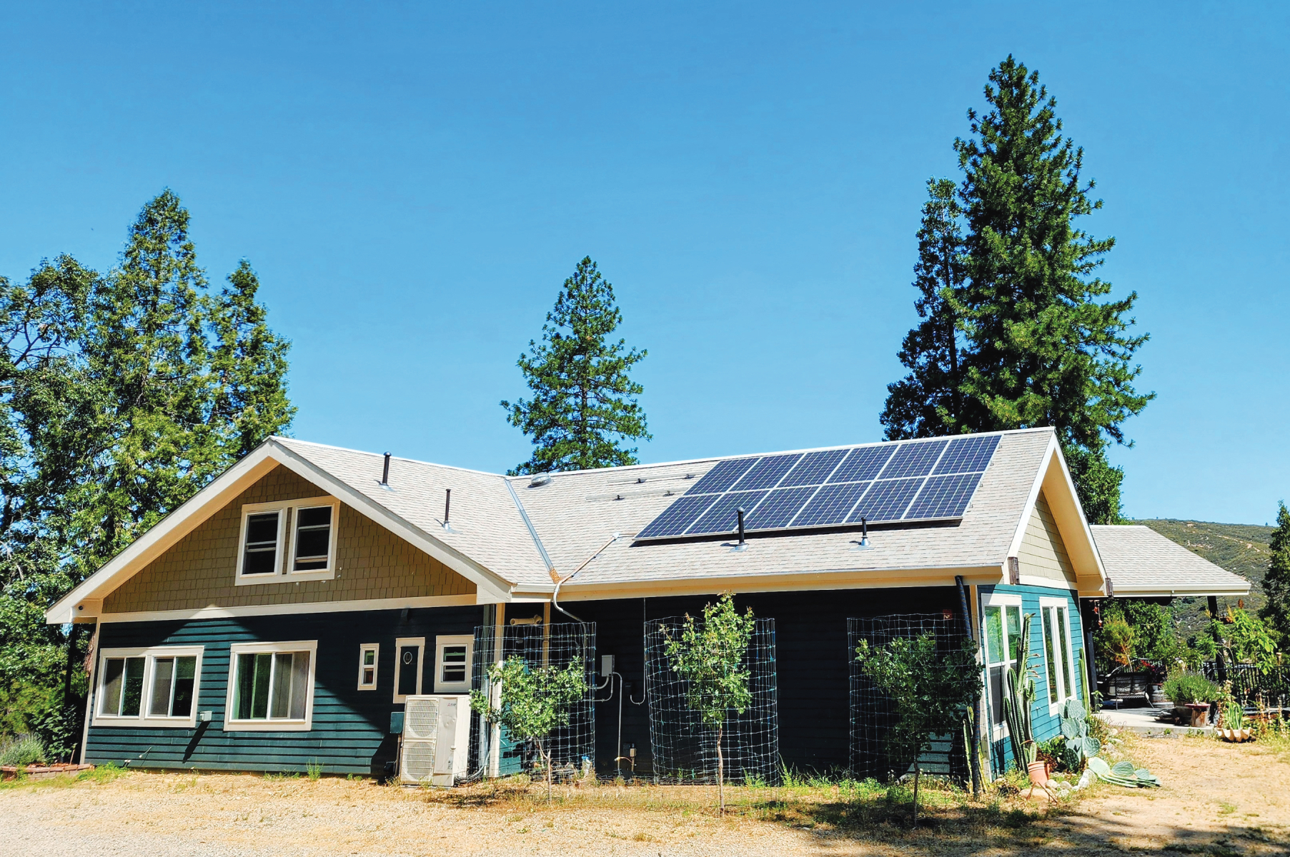Living Off-Grid in California – Mother Earth News